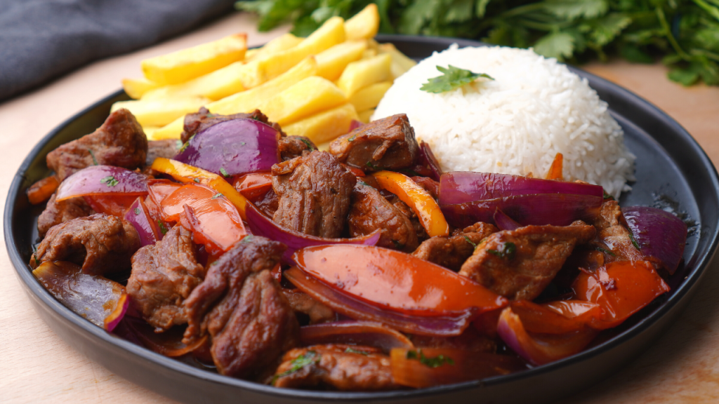 Lomo Saltado: Cara Membuat Hidangan Daging Sapi ala Peru dengan Rasa ...
